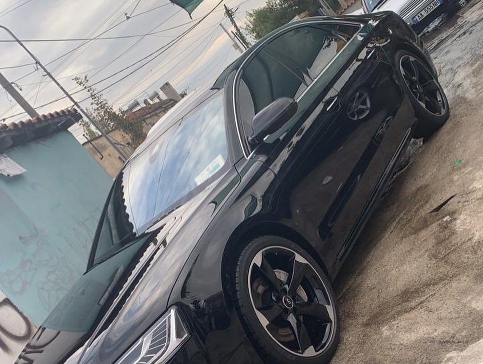 AUDI A8 MATRIX - Redi Auto Vetura