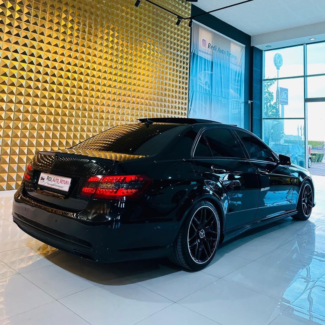 Mercedes Benz E350 CGI - Redi Auto Vetura