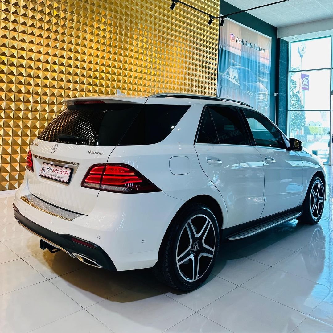 Mercedes-Benz GLE 350d AMG-Packet - Redi Auto Vetura