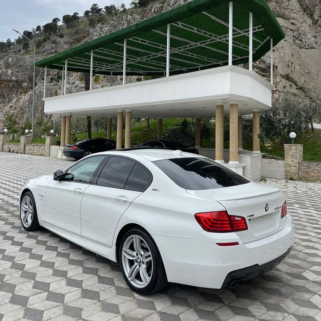 BMW 530d M-Packet - Redi Auto Vetura