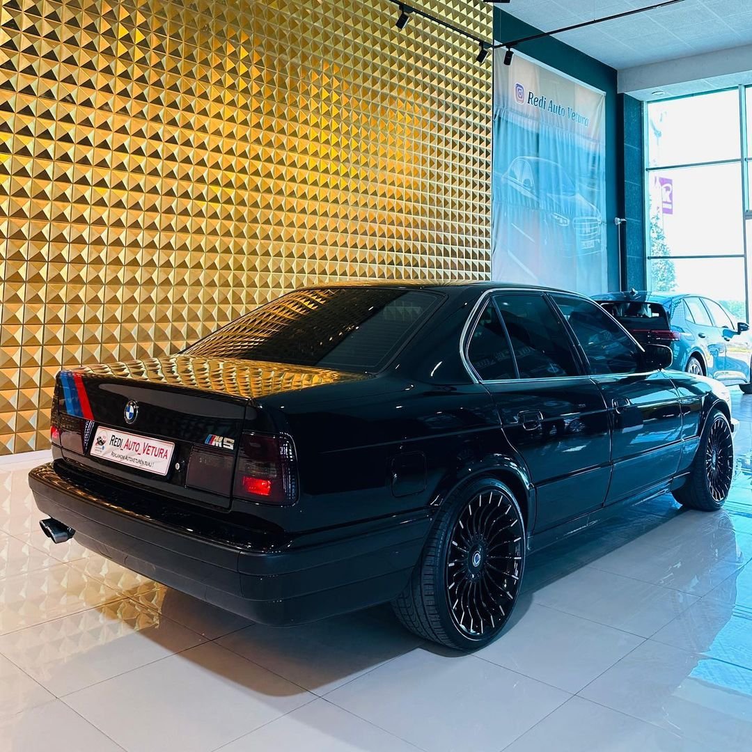 BMW E34 528i - Redi Auto Vetura