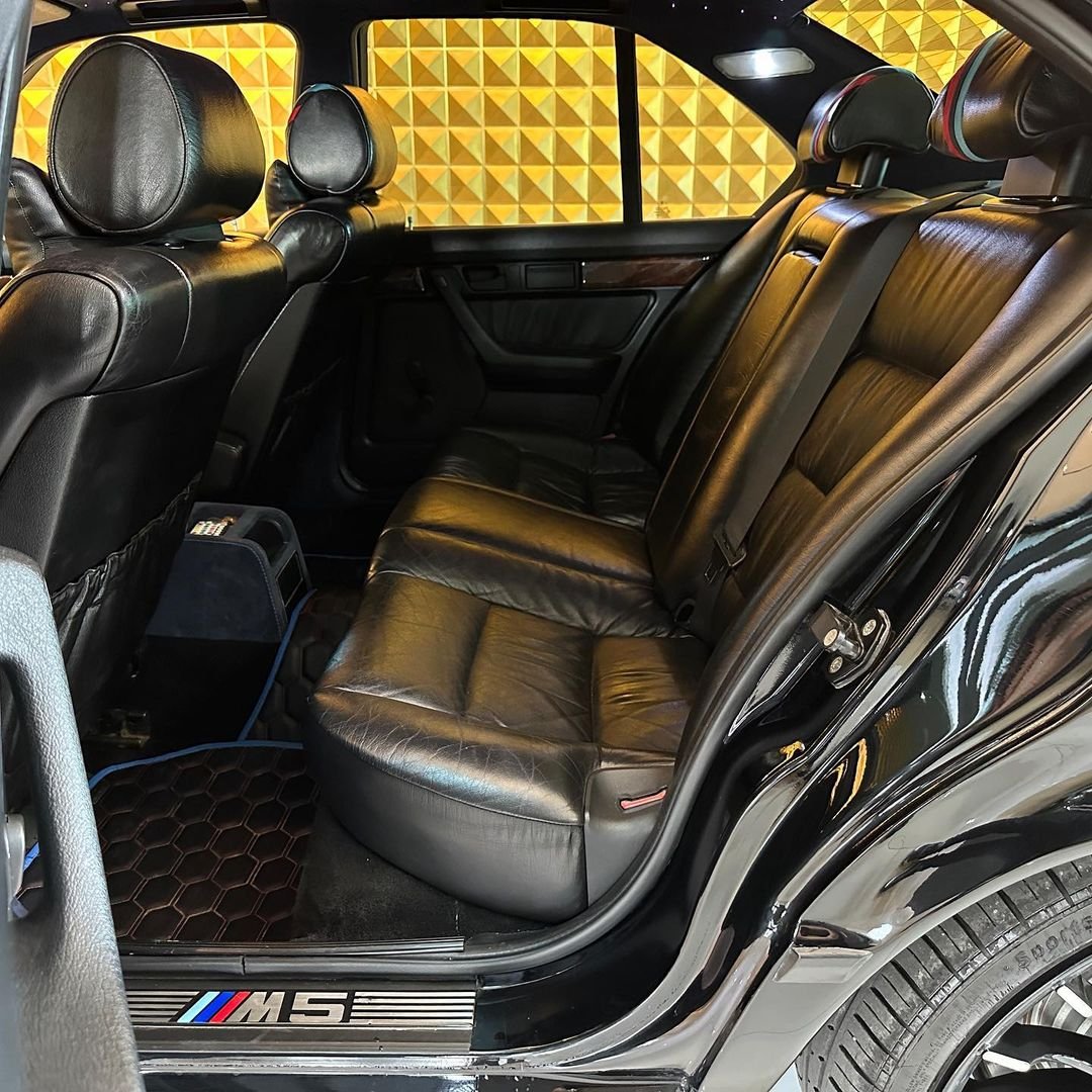 BMW E34 528i - Redi Auto Vetura