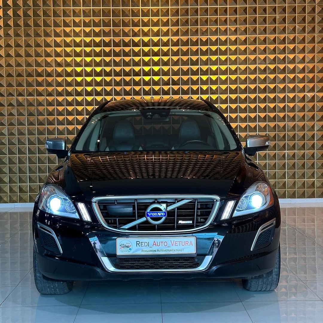 Volvo XC60 R-Design - Redi Auto Vetura