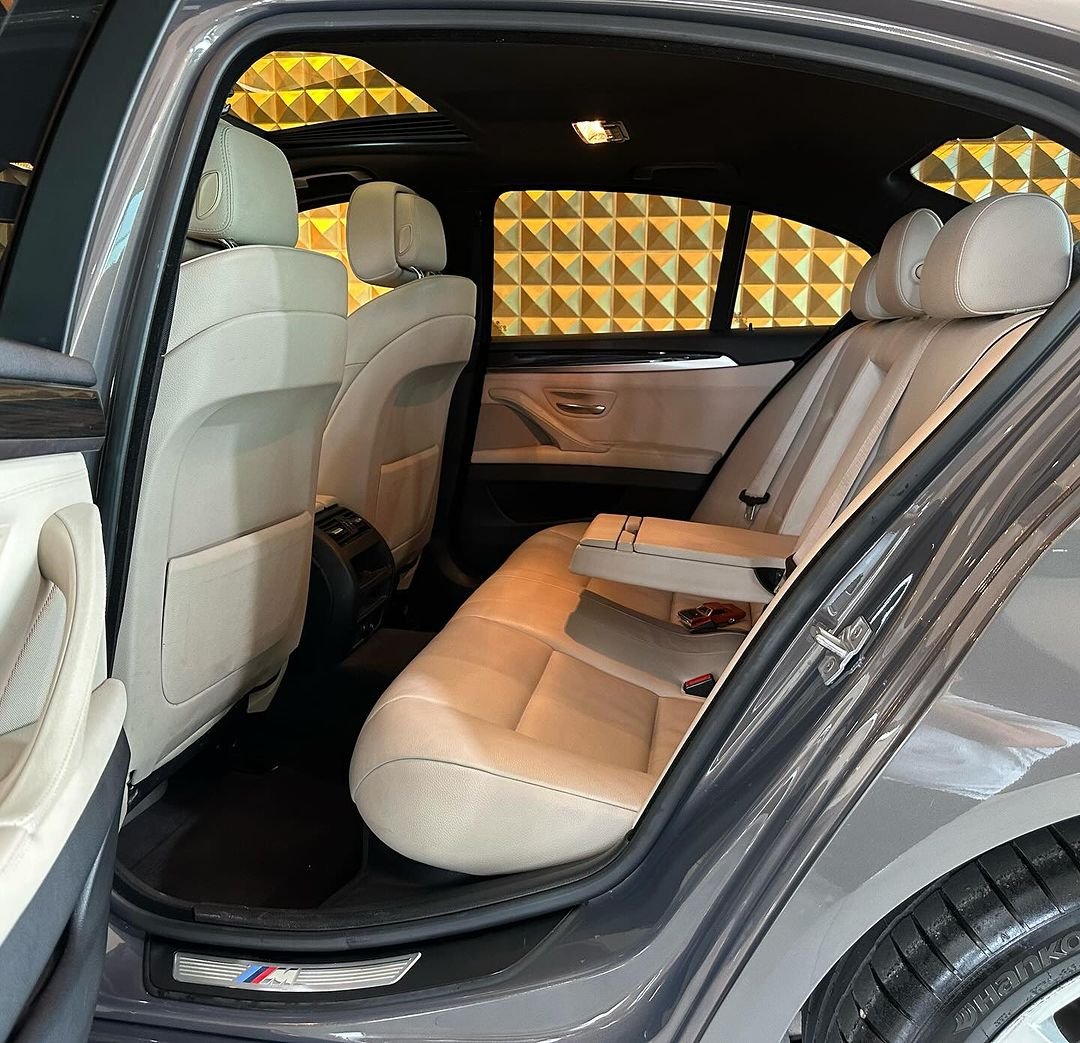 BMW 520i M-Packet - Redi Auto Vetura