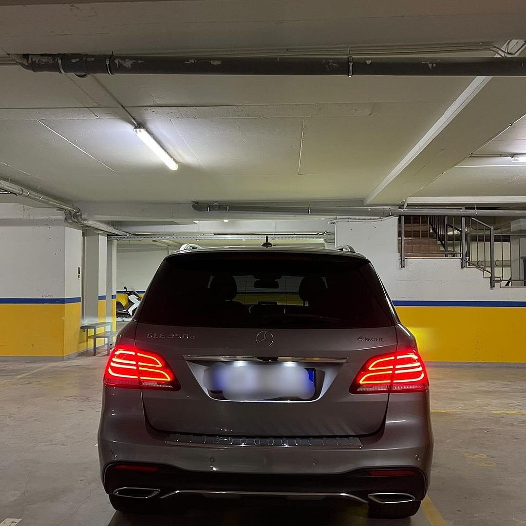 Mercedes-Benz GLE 350d - Redi Auto Vetura