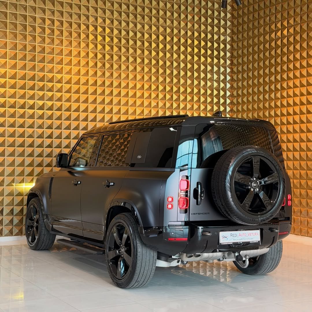 Land Rover Defender D300 - Redi Auto Vetura